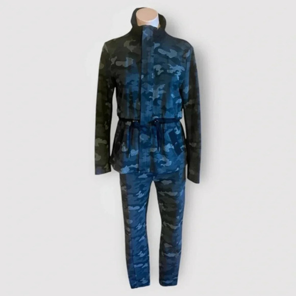 CAbi | Pants & Jumpsuits | Cabi Atc Black Gray Camo Outfit Set S Active ...